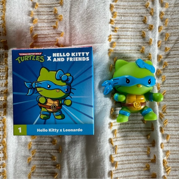 McDonald's | Toys | 225 Mcdonalds Tmnt Hello Kitty Happy Meal Toy Hello ...